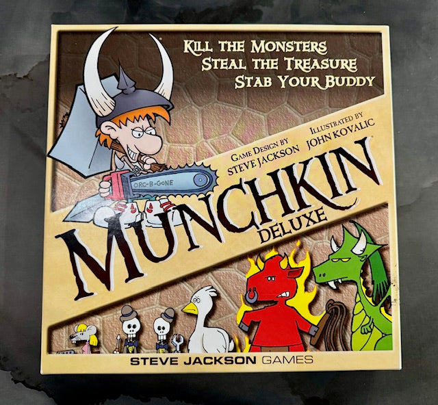 Munchkin Deluxe Board Game – The Curious Crow Company